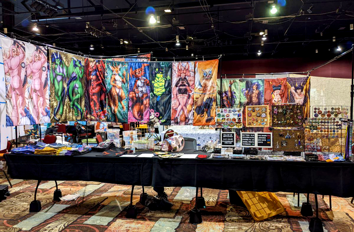 Convention Artist Portfolio – Gilded Mantis